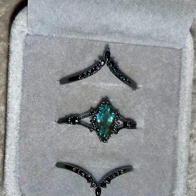 Vintage Black Gold Pear Shape Emerald Engagement Ring, Rhodium Black ...