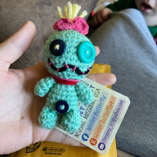 Mini Scrump Doll, Lilo and Stitch Amigurumi, Keychain Zipper Charm - Etsy
