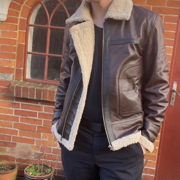 RE 4 Leon Scott Kennedy B3 Bomber Faux Fur Real Cowhide Leather Jacket ...