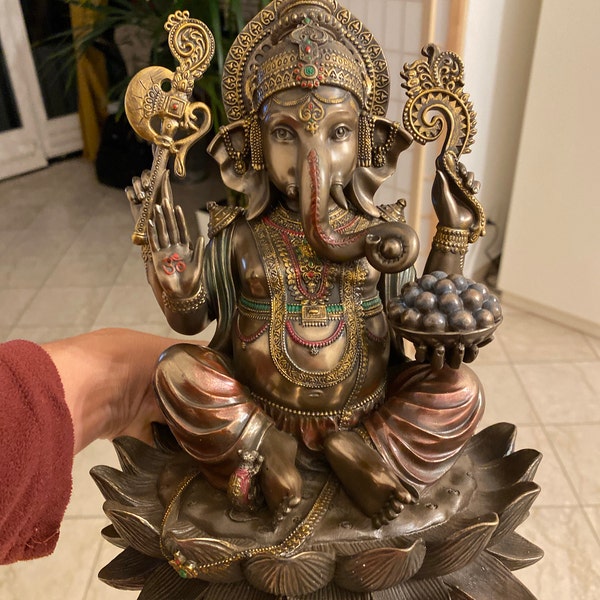 Ganesha Statue, 25 Cm Bonded Bronze Lord Ganesh Statue on Lotus ...