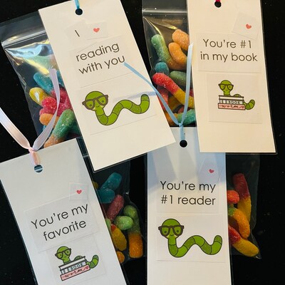 Bookworm Sticker / Book Lover Sticker / Reading Sticker / Die Cut ...