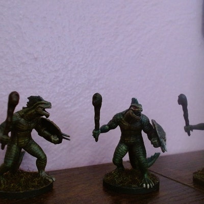Hand Painted Lizardman Miniature for Dungeons and Dragons and Other ...