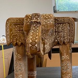 Wooden Carver Round Coffee Table Wooden Cocktail Table Unique - Etsy