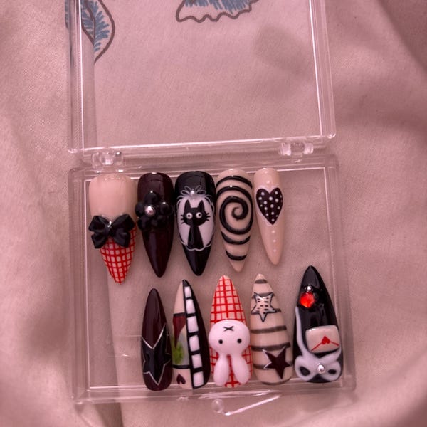 Unique Almond Nail Set With Miffy, Black Stars, Heart, Bow, Romantic ...