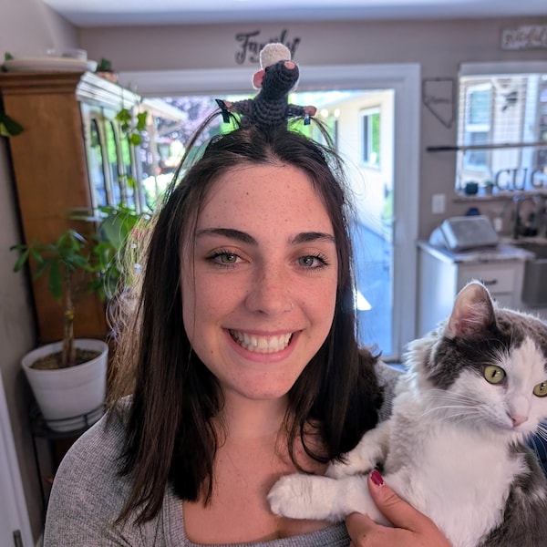 Oggy and the Cockroaches Keychain | Oggy Crochet - Etsy