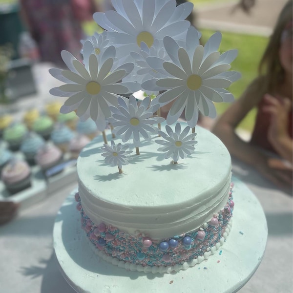 Handmade Delightful Daisy Flower Cake Topper Set for Birthdays, Showers ...