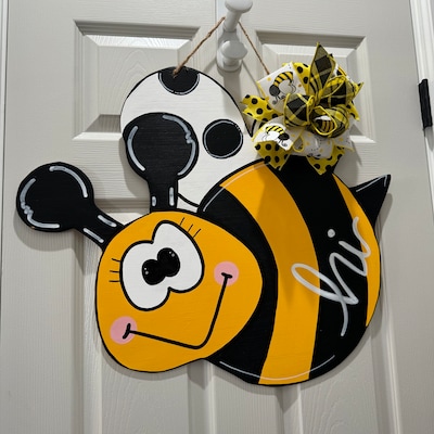 Bee Door Hanger for Front Door, Bee Decor for Classroom, Bee Decor for ...