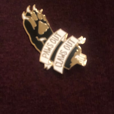 Paws Out, Claws Out Cat Enamel Pin 2 Hard Enamel Pin Gifts for Cat ...