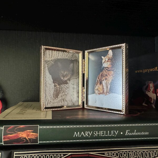 Antique Wooden Tilt Frame, Antique Wooden Frame, Antique Wooden Stand ...