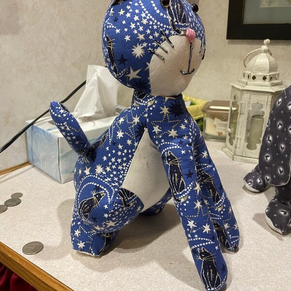 Stuffed Cat - PDF Sewing Patterns & Tutorials / Stuffed Animals ...