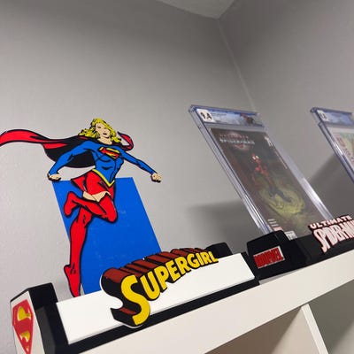 Spawn Comic Book Stand Wall Mountable LED Friendly Fits CGC CBCS and ...