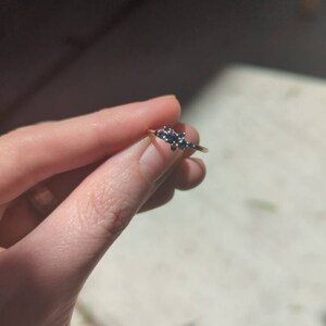 Blue Sapphire Stacking Ring 5 Stone Minimalist Stackable - Etsy