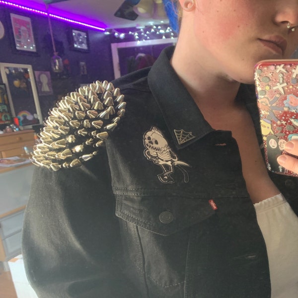 Studded Levi's Denim Jacket - Oversize Boyfriend Fit - Women / Men ...