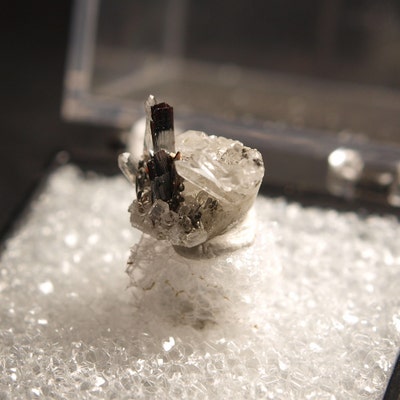 Copper Spinel Twin With Selenite Micromount Crystal Ray - Etsy