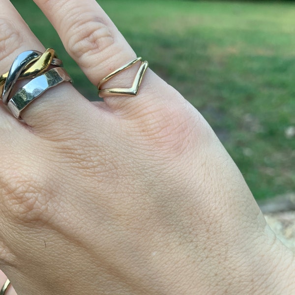 14kt Gold Filled Chevron Ring . Handcrafted . Minimalist Jewelry . Made to Order - Etsy