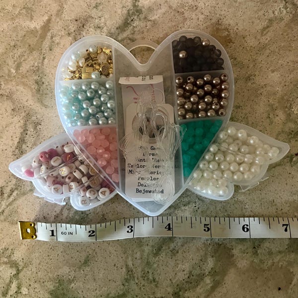 Descendants 4 Rise of Red DIY Sparkle Heart Bracelet Birthday Party ...