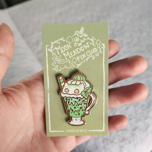 Dracula's Castle Sticker Vinyl Gold Horror Occult Vampire Goth Gothic ...