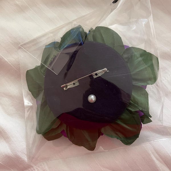 African Violet Corsage// DST African Violet Flower Pin//purple Flower ...