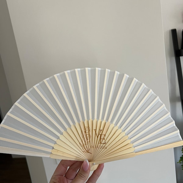 Personalized Custom White Fabric Fans Wedding Party Favors Gifts Guests ...