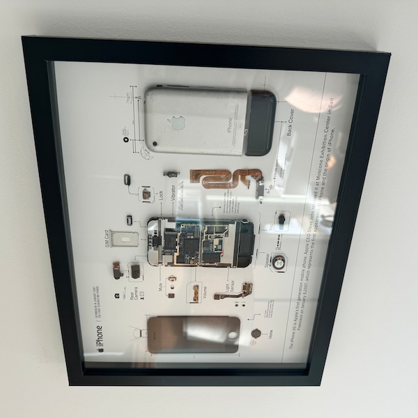 Disassembled Gameboy Advance Frame, Disassemble Art, GBA Teardown ...