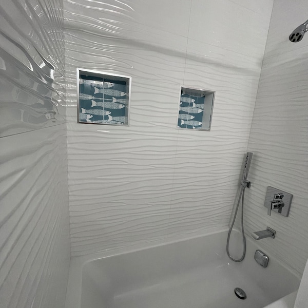 Grey Blue Fish Tile - Ocean Tile - Feature Wall Tile Mural - Set of ...