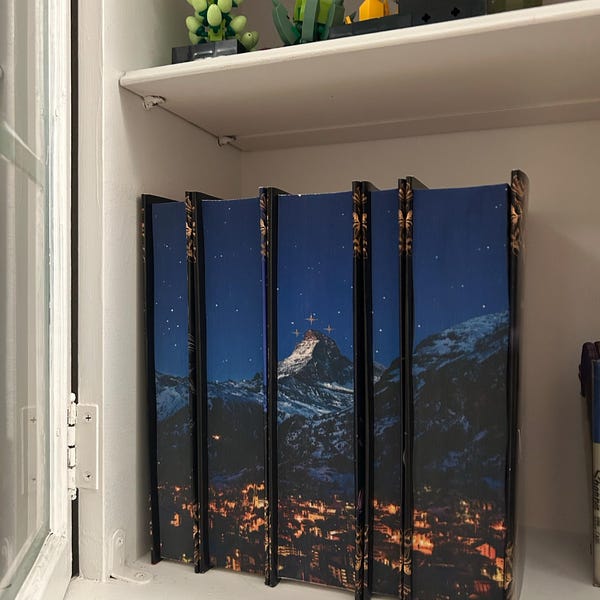 ACOTAR Velaris Special Edition Book Set | A Court of Thorns and Roses ...