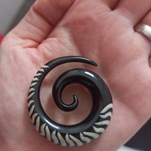 Boucles d'oreilles Tibet / Népal à porter avec Plugs | Etsy France