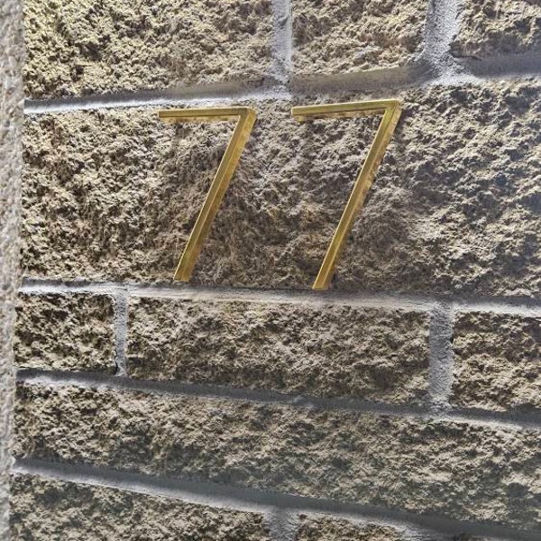 Generate Title from modern black metal house numbers