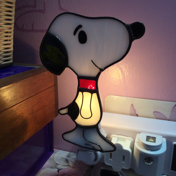 Stained Glass Snoopy Night Light - Etsy