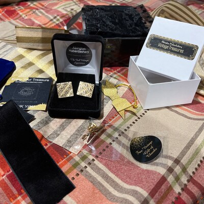 Vintage Cufflinks Tie Pin Set With Big Boss Bling, Deep Iridescent Blue ...