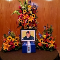 222 Ford Mustang Car Funeral Memorial Adult Cremation Urn - Etsy Canada