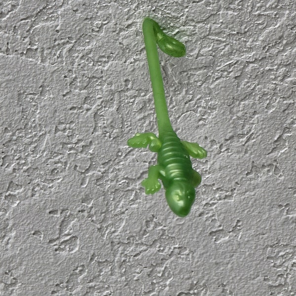 Sticky Gecko Party Favors, Sticky Gecko Bluey Birthday, Blue Party ...