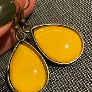 GREEN TEAR DROP Earrings Geometric Jewelry Japanese Pattern - Etsy