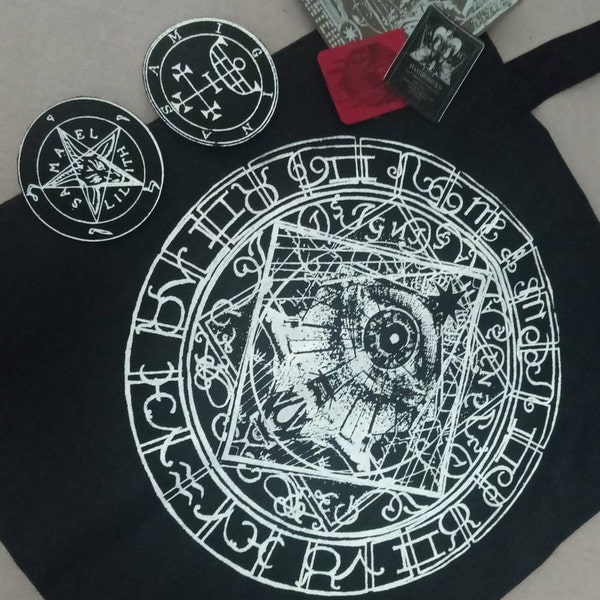 Gorgon Iron on Patch - Etsy