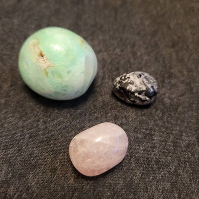 1 Red Jasper peru Ethically Sourced Tumbled Stone - Etsy