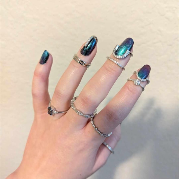 2 Fingertip Rings Fingernail Art Trendy Open Adjustable Rose Design ...