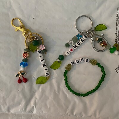 Pikmin Inspired MOSS Theme Keychain and Bracelet Set - Etsy