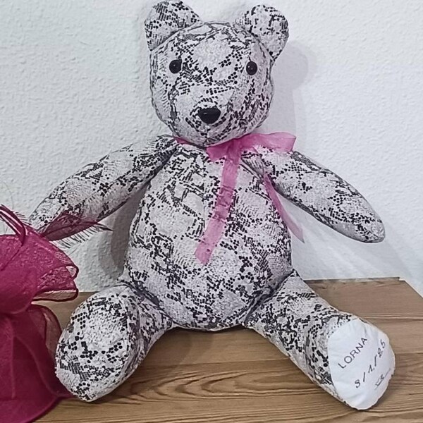 Beginner-friendly Stuffed Bear Pattern + VIDEO Tutorial - Keepsake Memory Bear, Safe Plush Toy ...