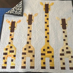 Giraffes in a Row Quilt Pattern, PDF Instant Download Modern Patchwork ...