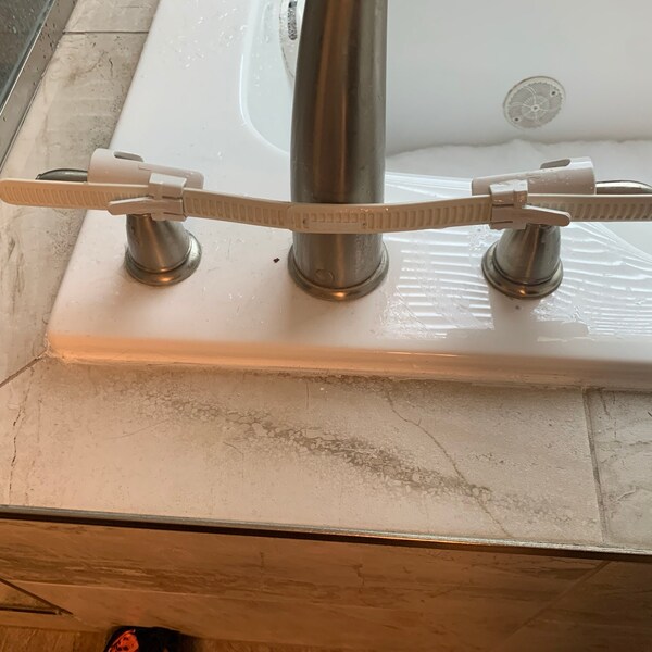 Child Proof Faucet Lock for Tub _ Sink - Etsy