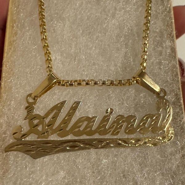 Exquisite Retro Style 14K, 10K Solid Gold Personalized Name Pendant ...