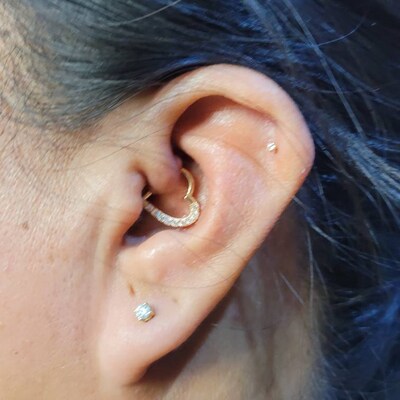 16G 14K Solid Gold Heart Shaped Daith Earrings/cartilage Earrings/daith ...