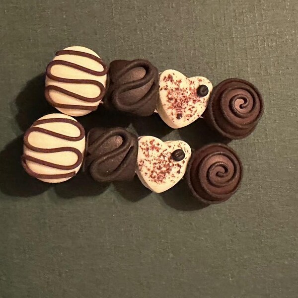 Pink Cake Keychain - Polymer Clay Miniature Food Keychain, Whimsical ...