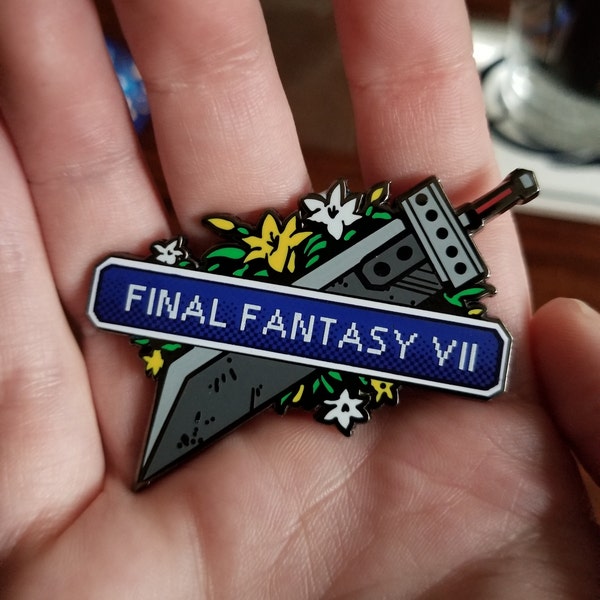 Final Fantasy VII Enamel Pin : FFVII Buster Sword Cloud Aerith Tifa FF7 ...