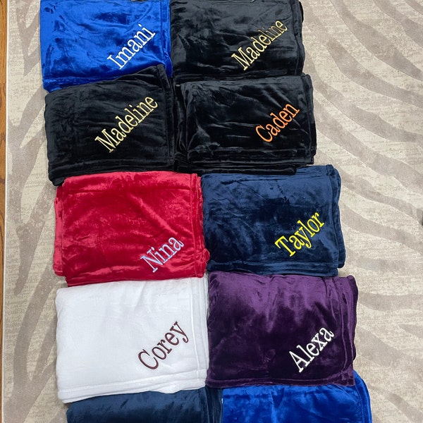 Personalized Custom Soft Blanket With SERIF BLOCK Name - 9 Colors to ...