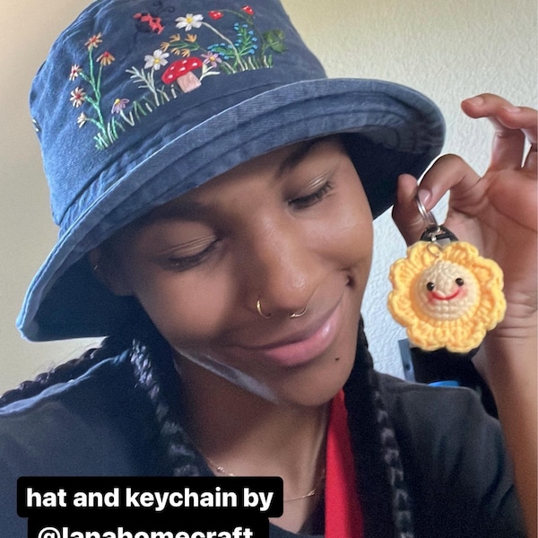 Custom Hand Embroidery Floral Bucket Hat, Daisy Embroidered Bucket ...