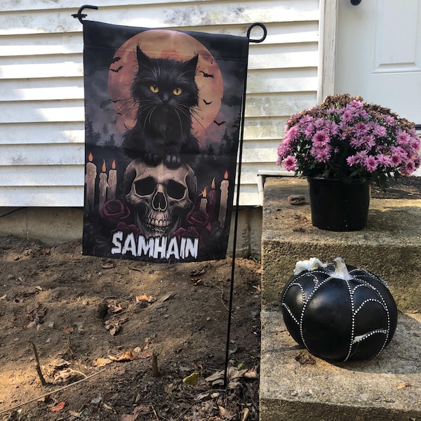 Funny Skeleton Garden Flag, Waiting for Halloween, Trick or Treat Decor ...