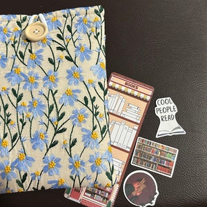 Blue Beige Daisy Embroidered Book Sleeve, Kindle Sleeve, Ereader Cover ...