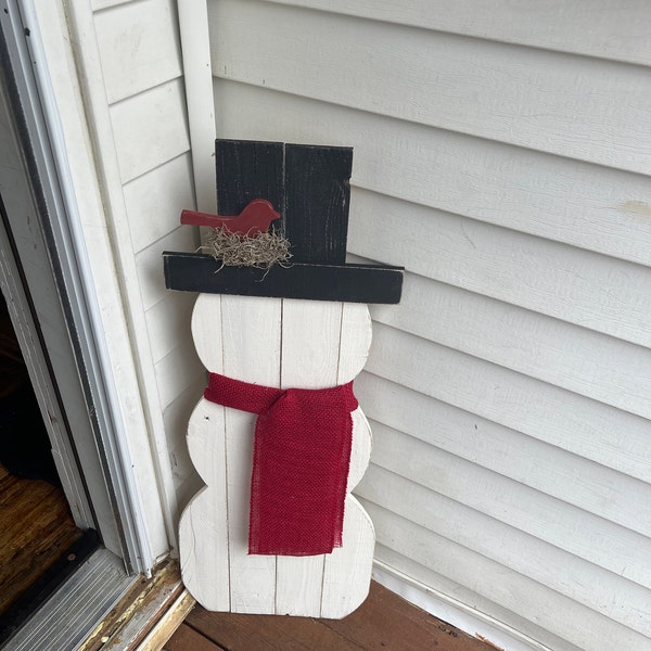 Pallet Snowman. Wooden Snowman MADE TO ORDER - Etsy