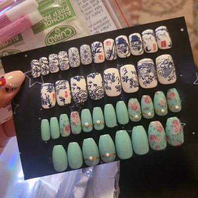 Chinese Porcelain Nails, Fake Nails, Press on Nails. Chinese Tea Pot ...